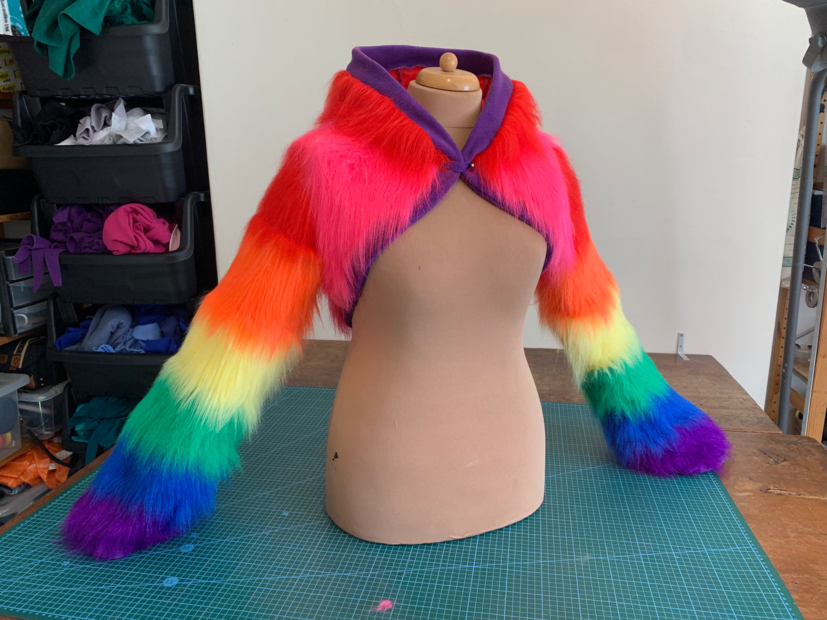 MADE TO ORDER | Rainbow Furry Korrigan Shrug | Sizes S-XXL – Féerie Telle